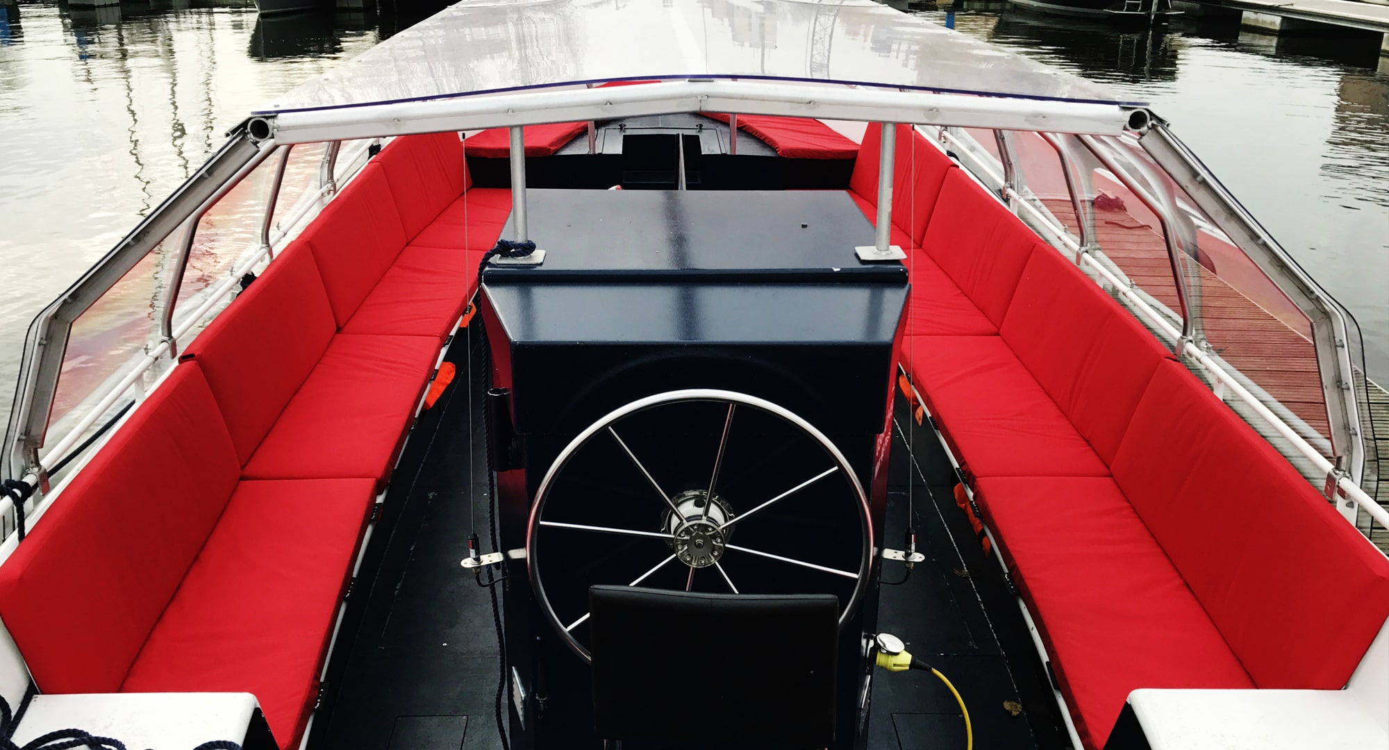 Sit & Heat | Heated cushions on your boat